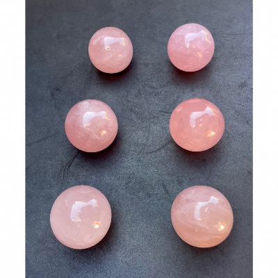 Quartz Rose Boule Lot de 6 pièces / plita-mineral.com